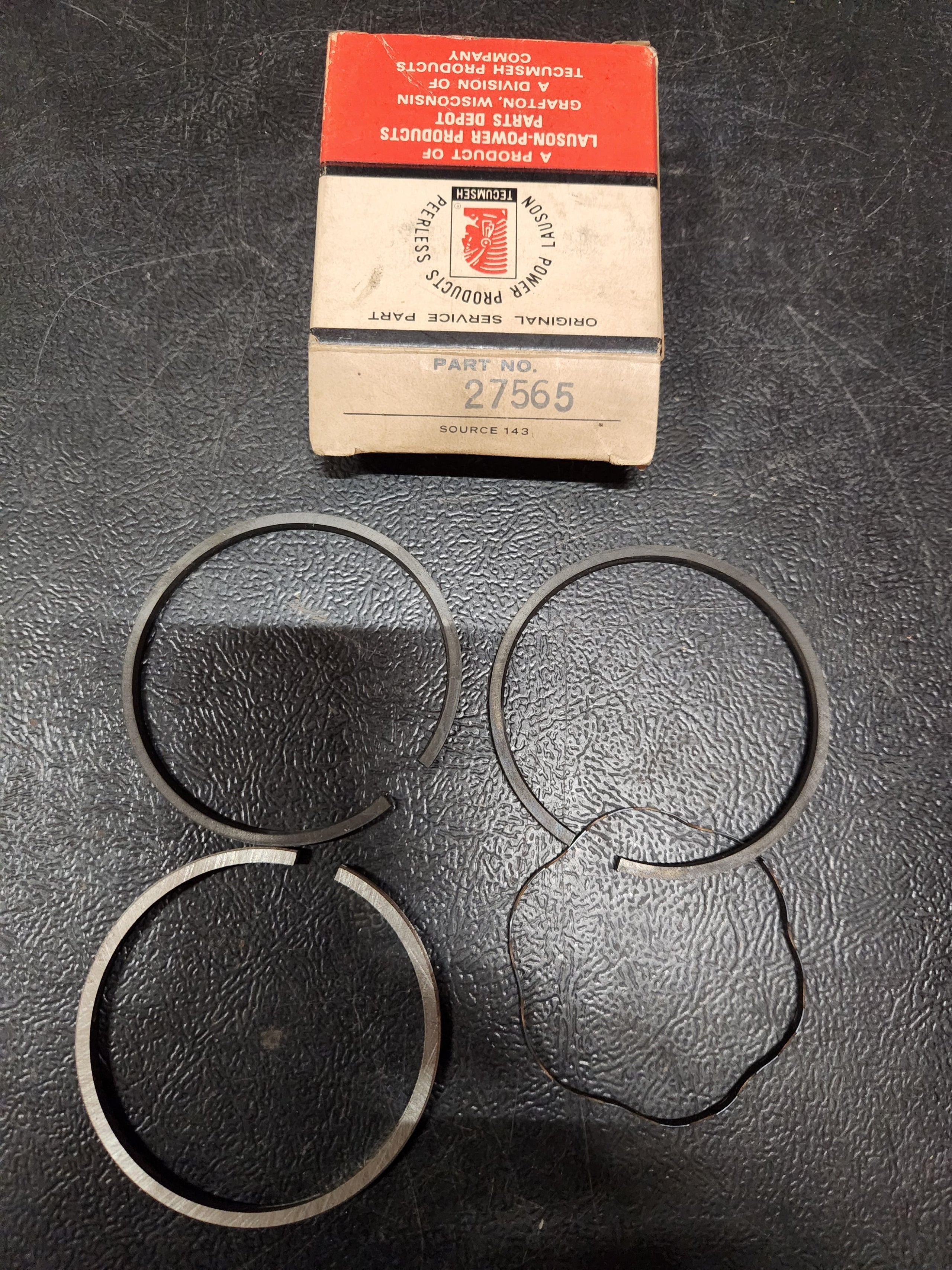 Tecumseh NOS 27565 Piston Ring Set – Dave's Parts World